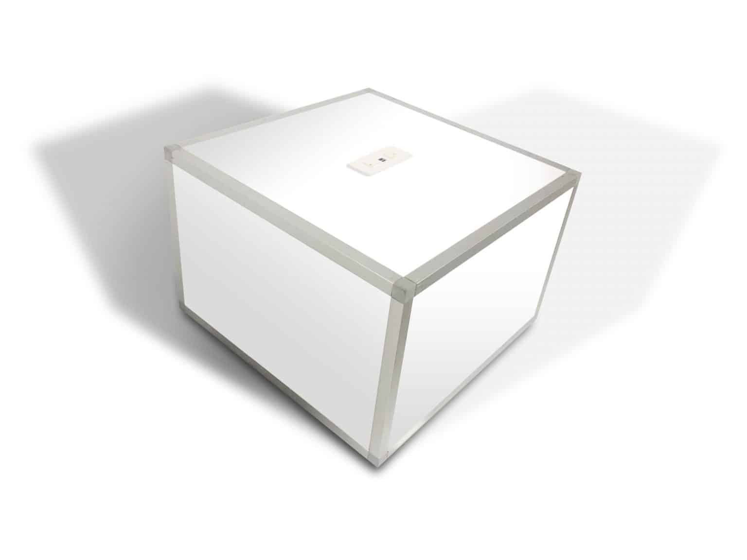 SPARK POWER UP CHARGING CUBE | Modern Event Rental