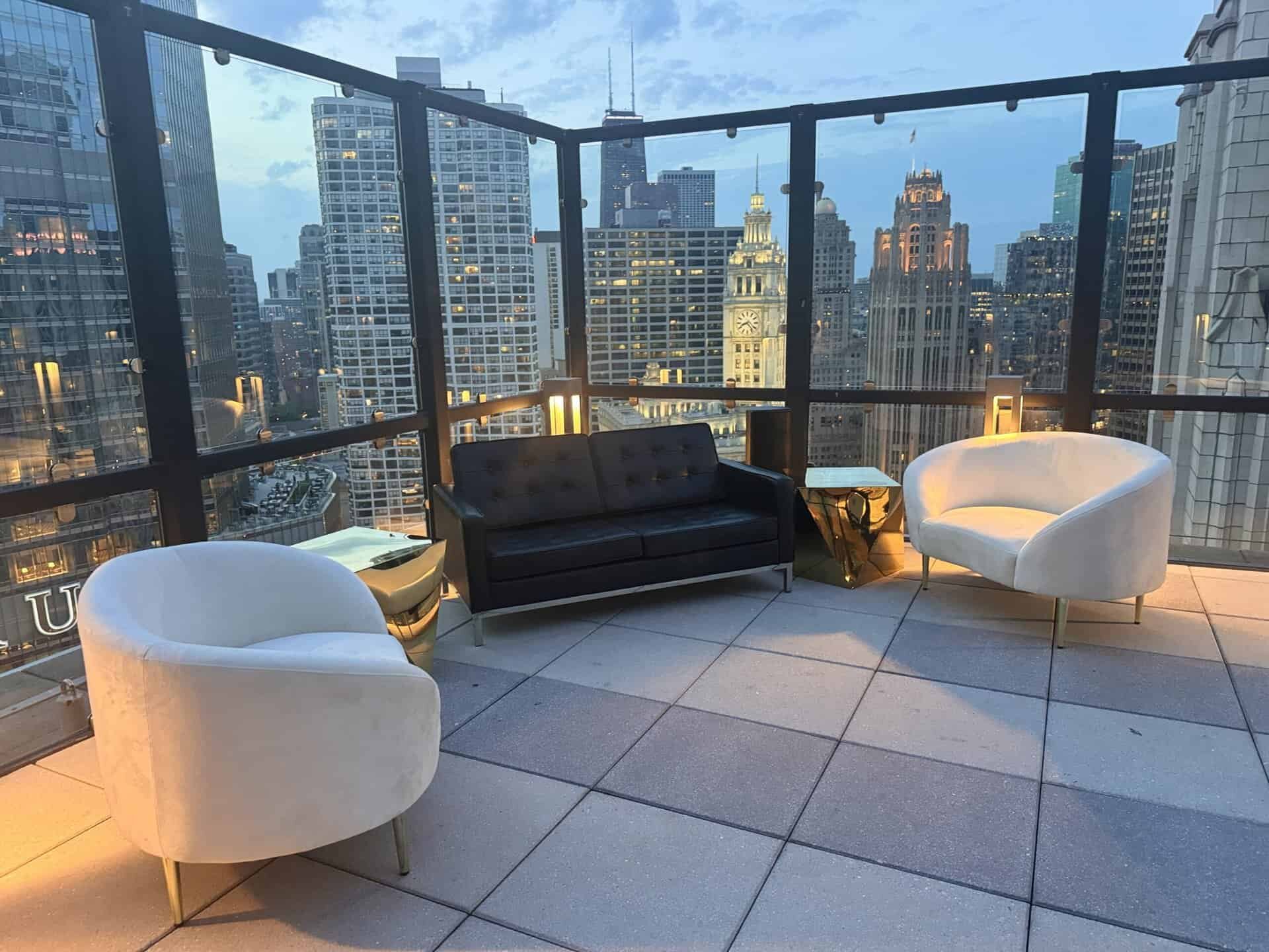 Party in Style: Lounge Furniture Ideas for Elegant Seating